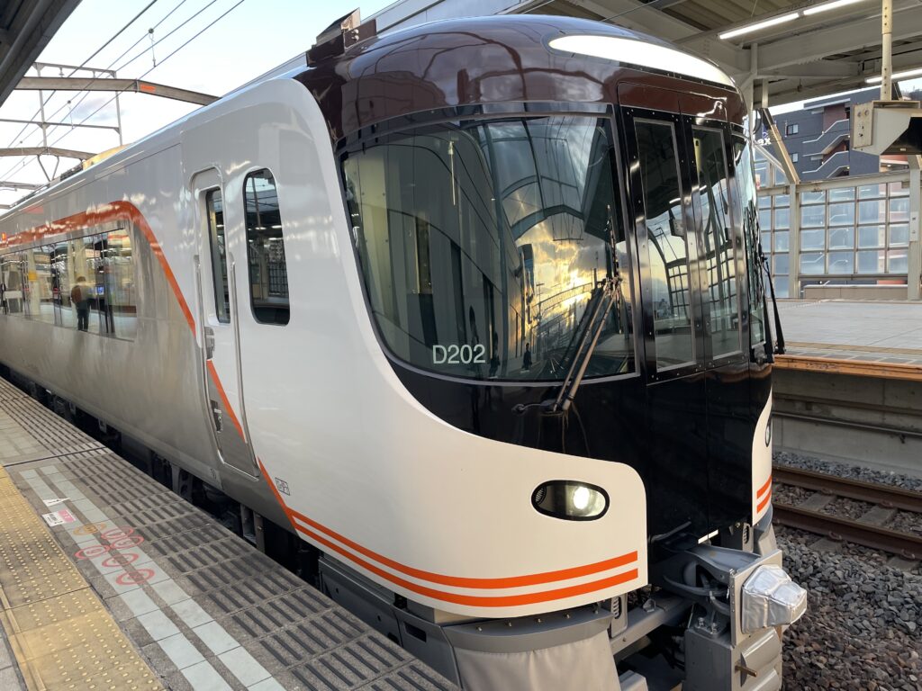 【最新型】特急ひだ・南紀HC85系の超快適な普通車 | Trainist